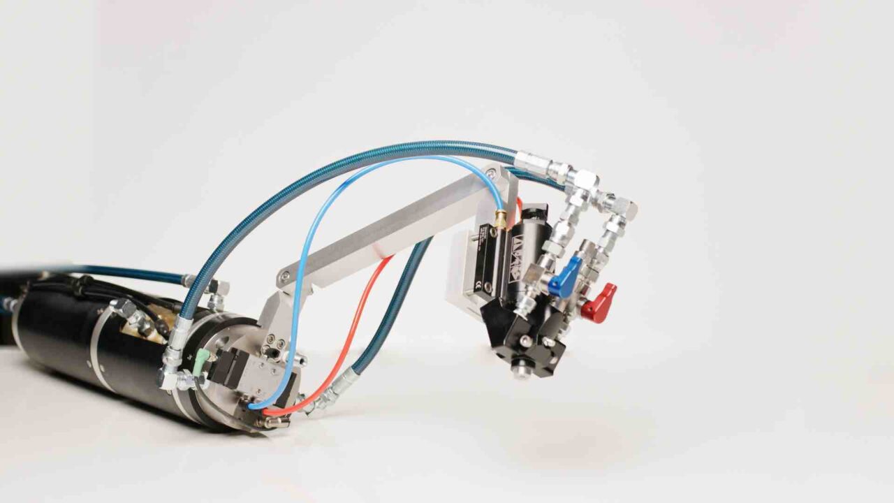 How Robotics is Revolutionizing Precision and Efficiency in Industrial ...